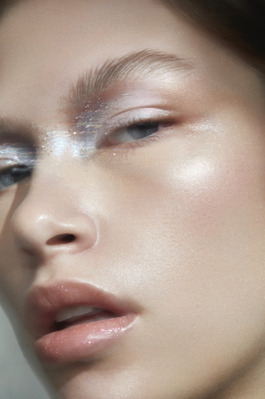 Ann Benjamas | makeup artist | THE WED