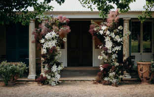 Wedding Florist | Wedding Decorators, Flower Arrangements | Bouquet For ...